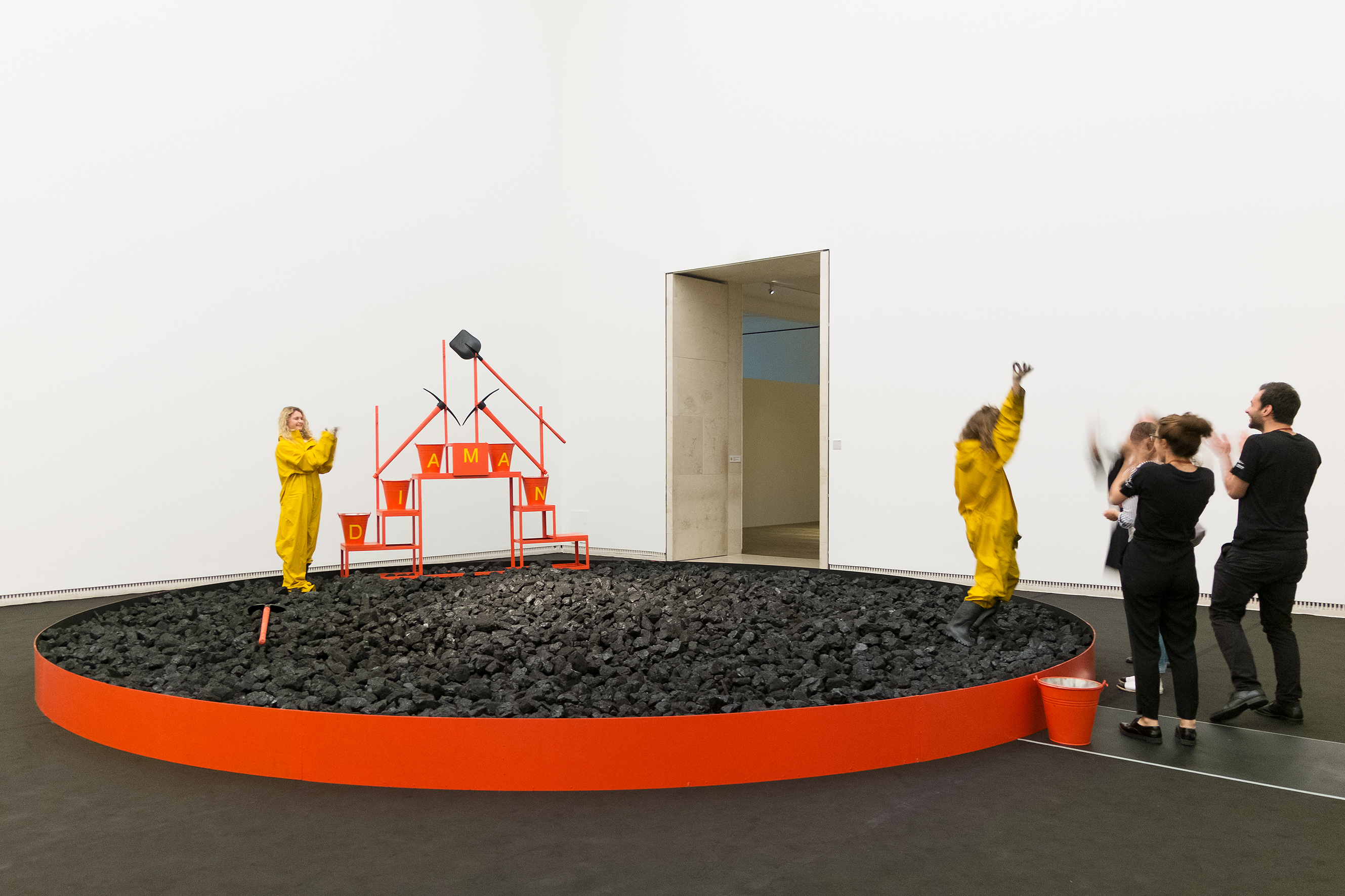 THE CONUNDRUM OF IMAGINATION On the paradigm of exploration and ...